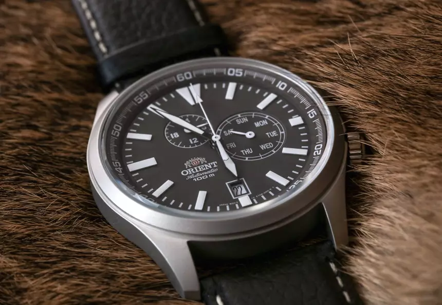 Orient Defender Watch Review 6141_5