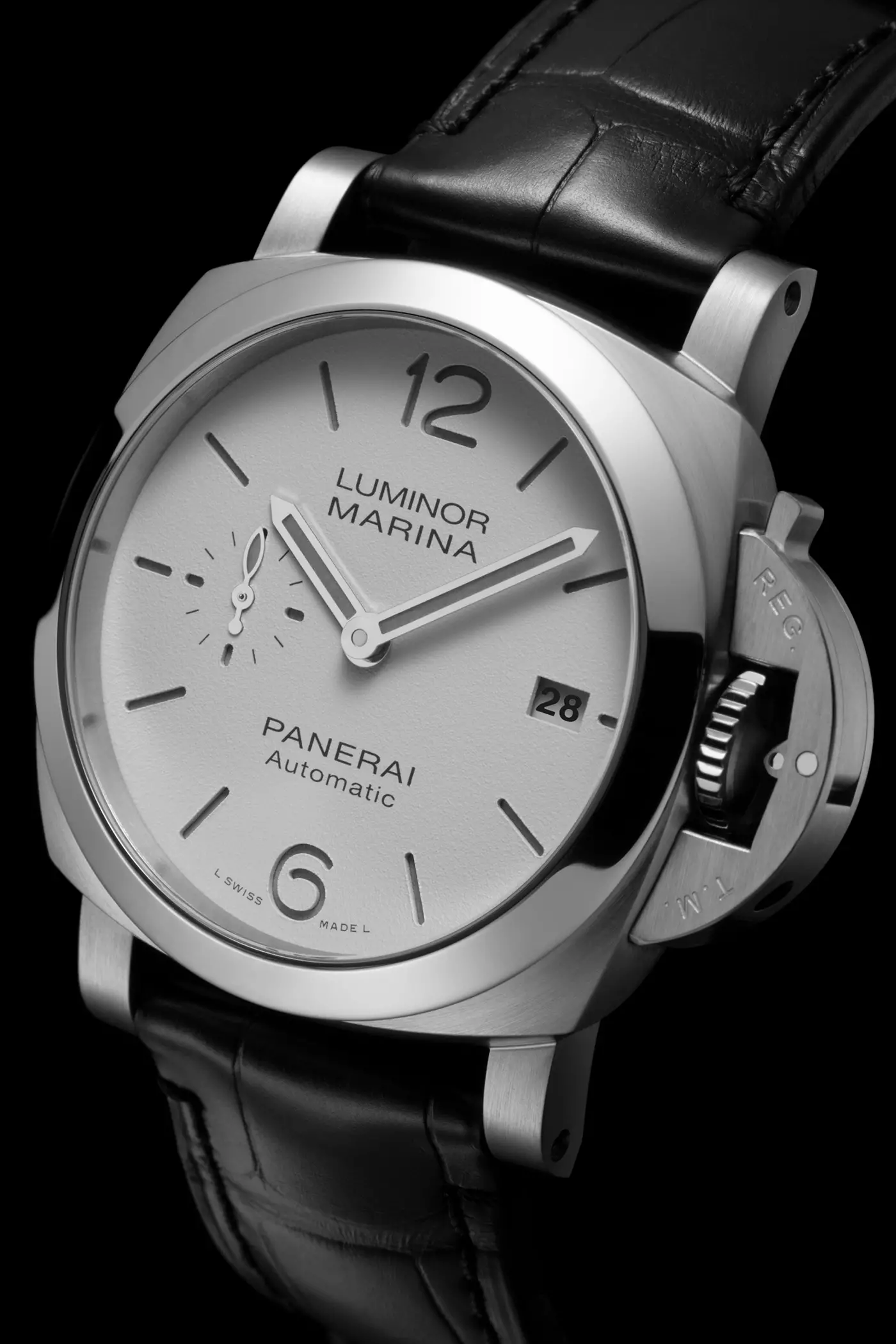 Panerai Debut Luminor Marina Quaranta Watch Collection 6171_2