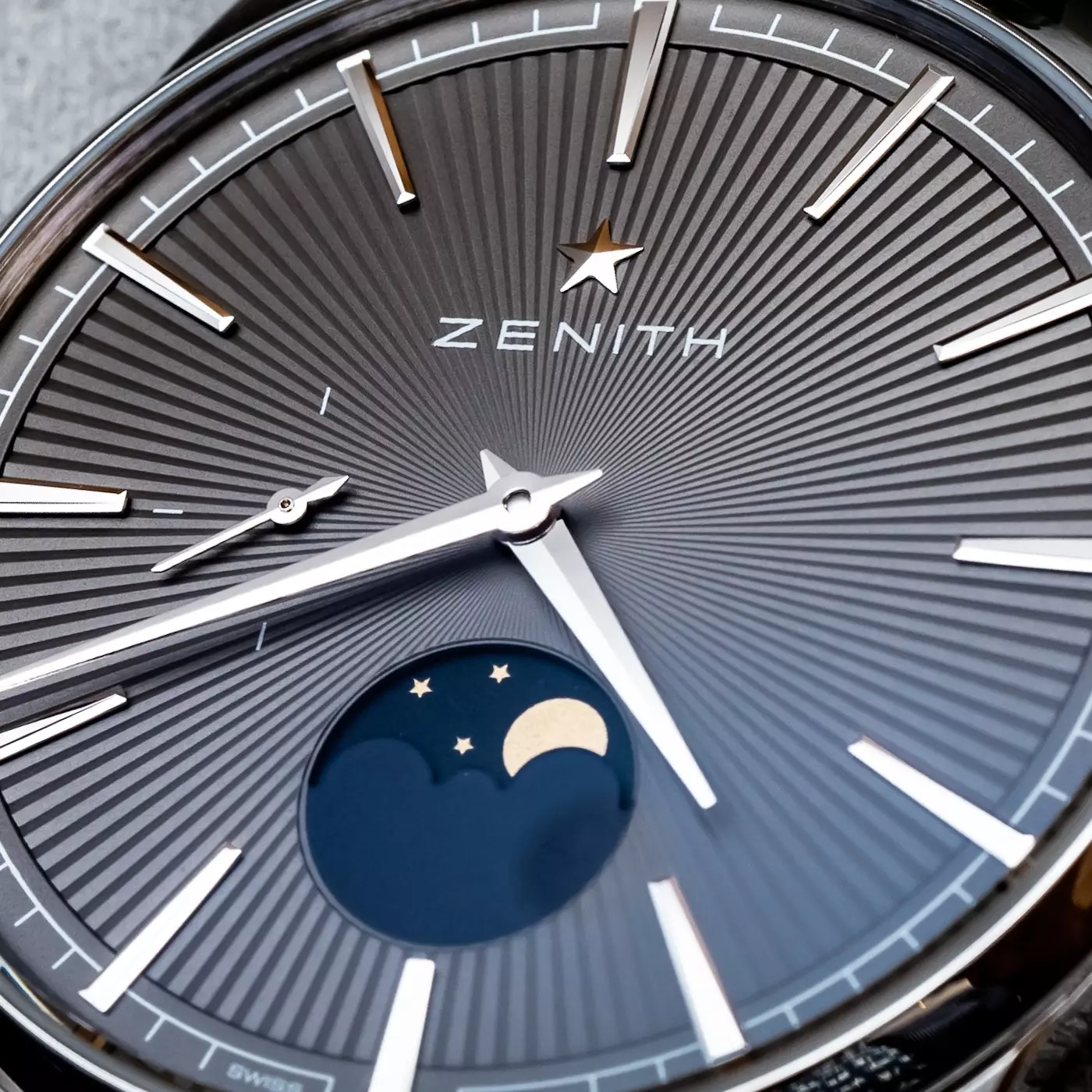 zenith سەرخىل ئاي شارى