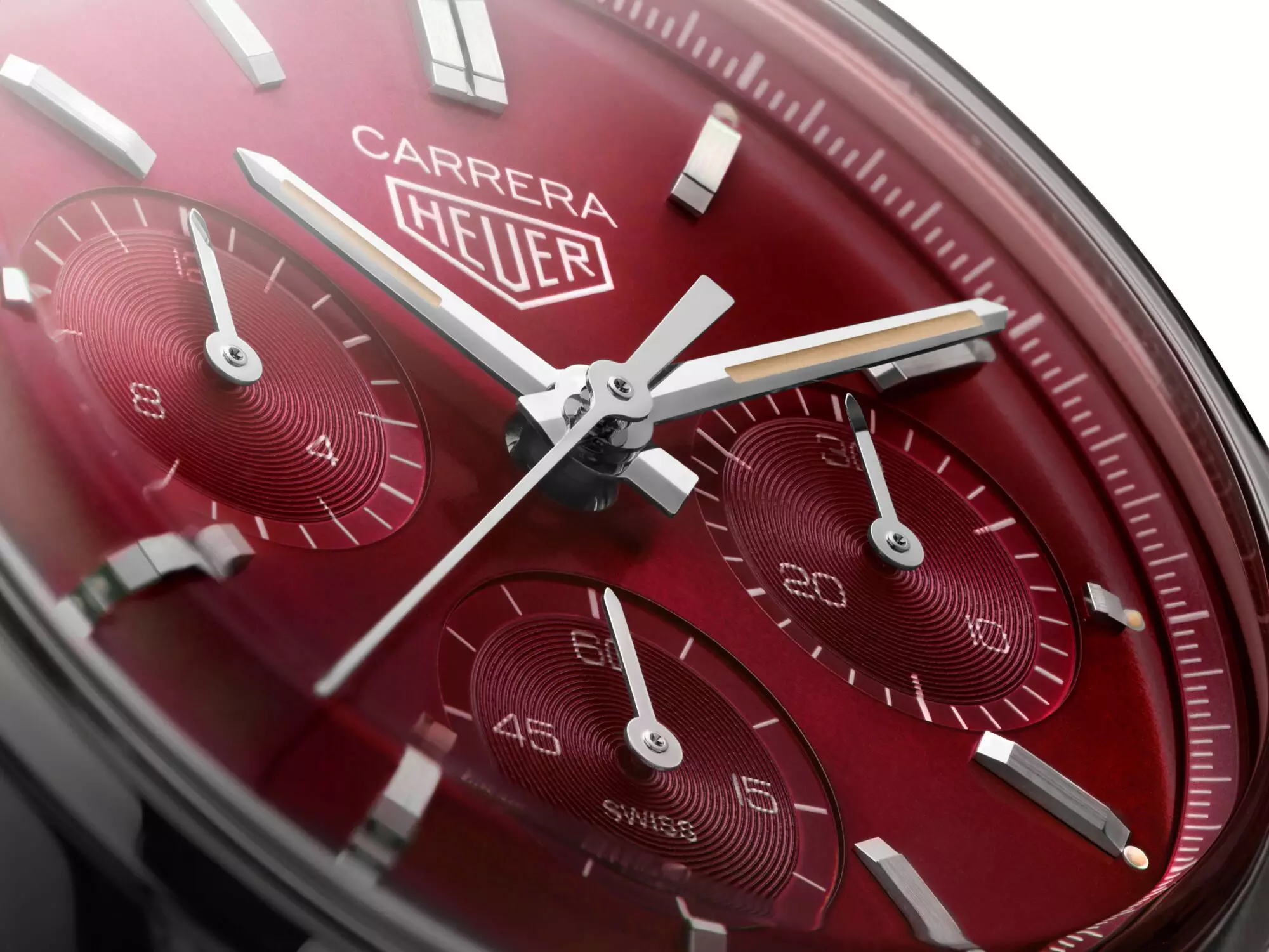 TAG Heuer បញ្ចេញនាឡិកាដៃ Carrera Red Dial Limited-Edition 626_3