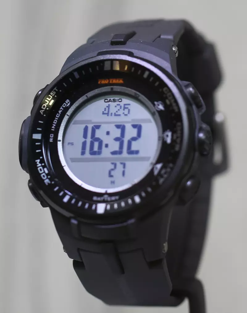 Casio PRO TREK PRW 3000 கண்ணோட்டம் கருப்பு