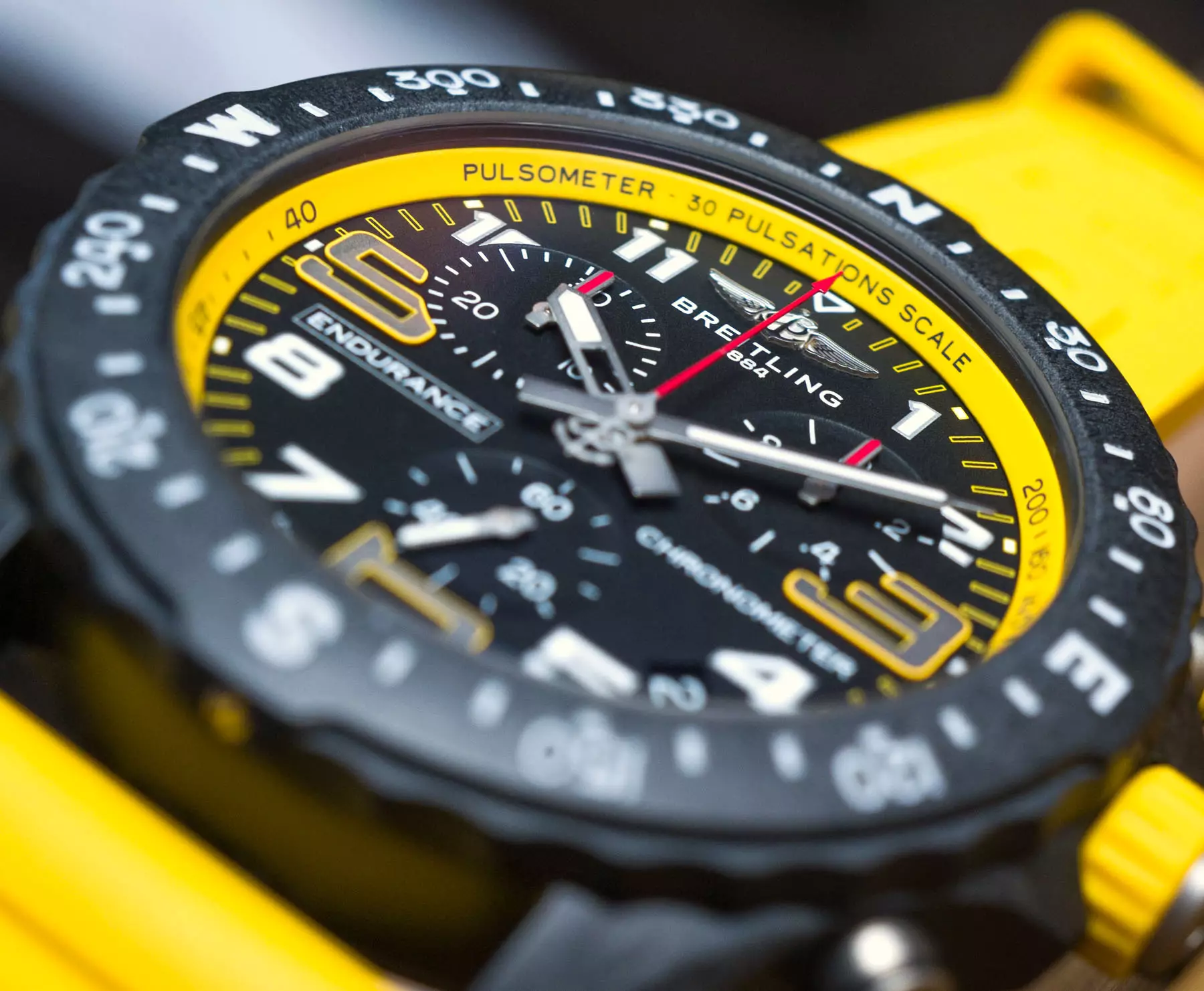 एथलीटहरूको लागि Breitling Endurance प्रो वाचको साथ ह्यान्ड्स-अन 6501_9