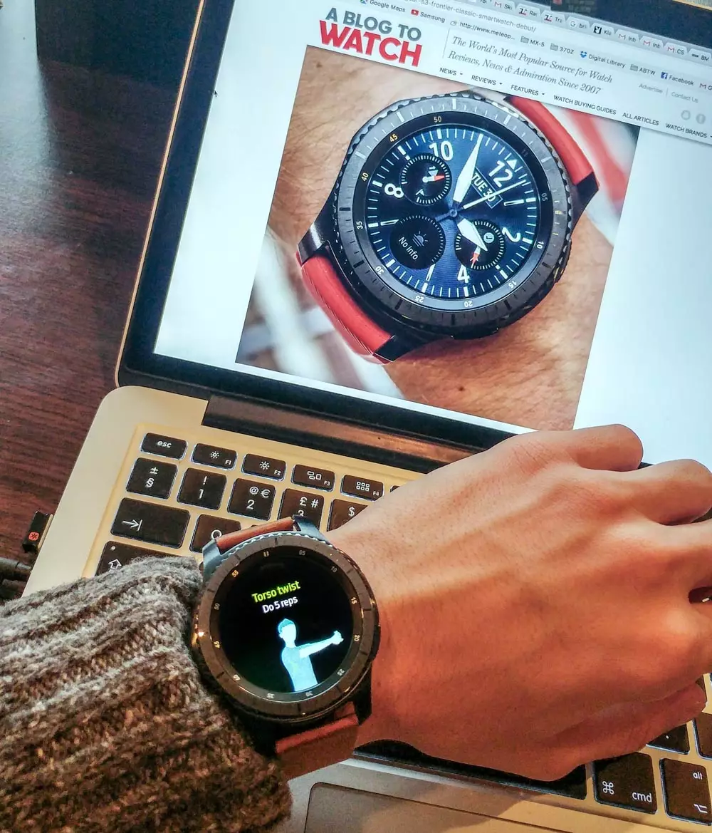 Samsung-Gear-S3-Frontier-Classic-smartwatch-recensione-aBlogtoWatch-1