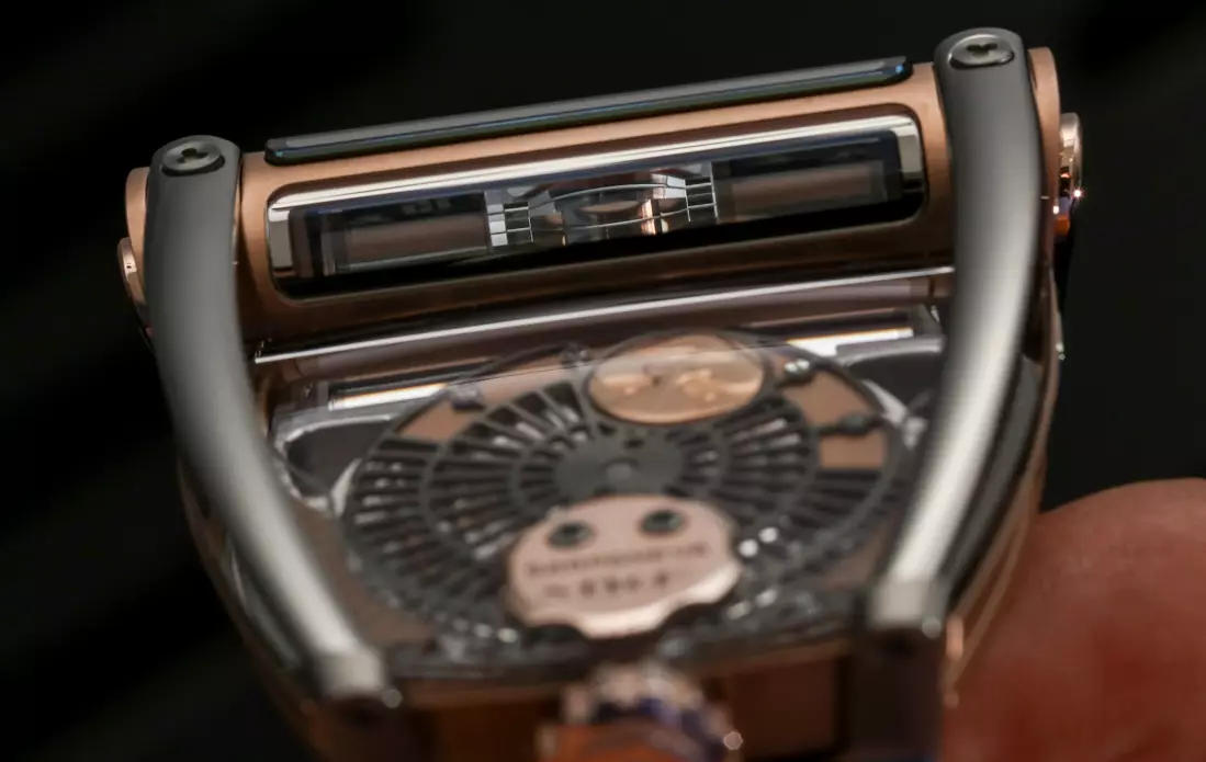 MB&F MoonMachine 2 kristalldetalj