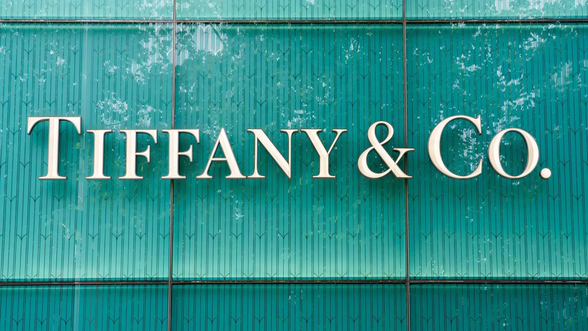 LVMH Imapeza Tiffany & Co. Kwa $16.2 Biliyoni 6751_1