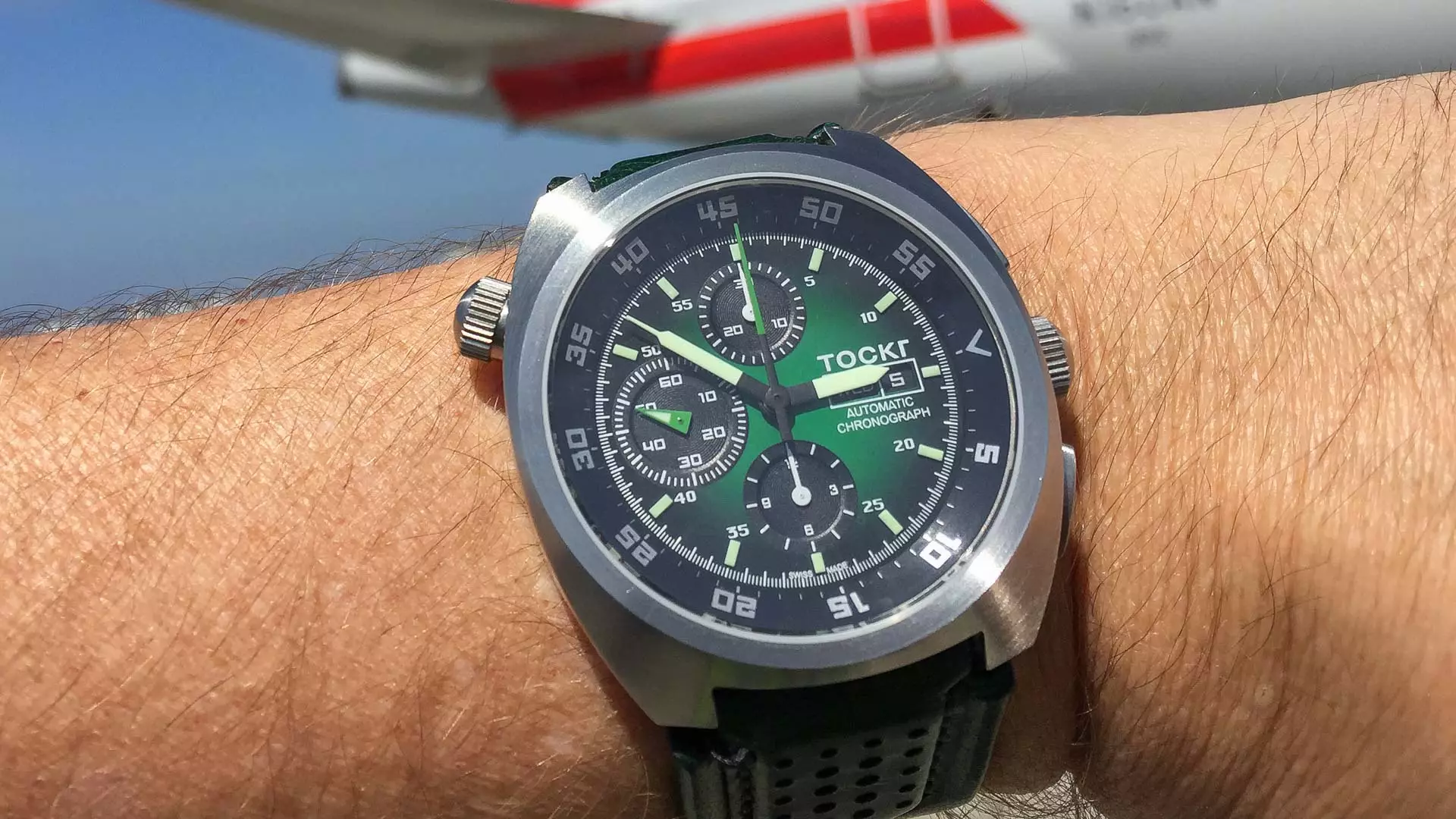 SE VINNARE RECENSION: Tockr 'Hulk' Air Defender Chronograph Watch 6781_1