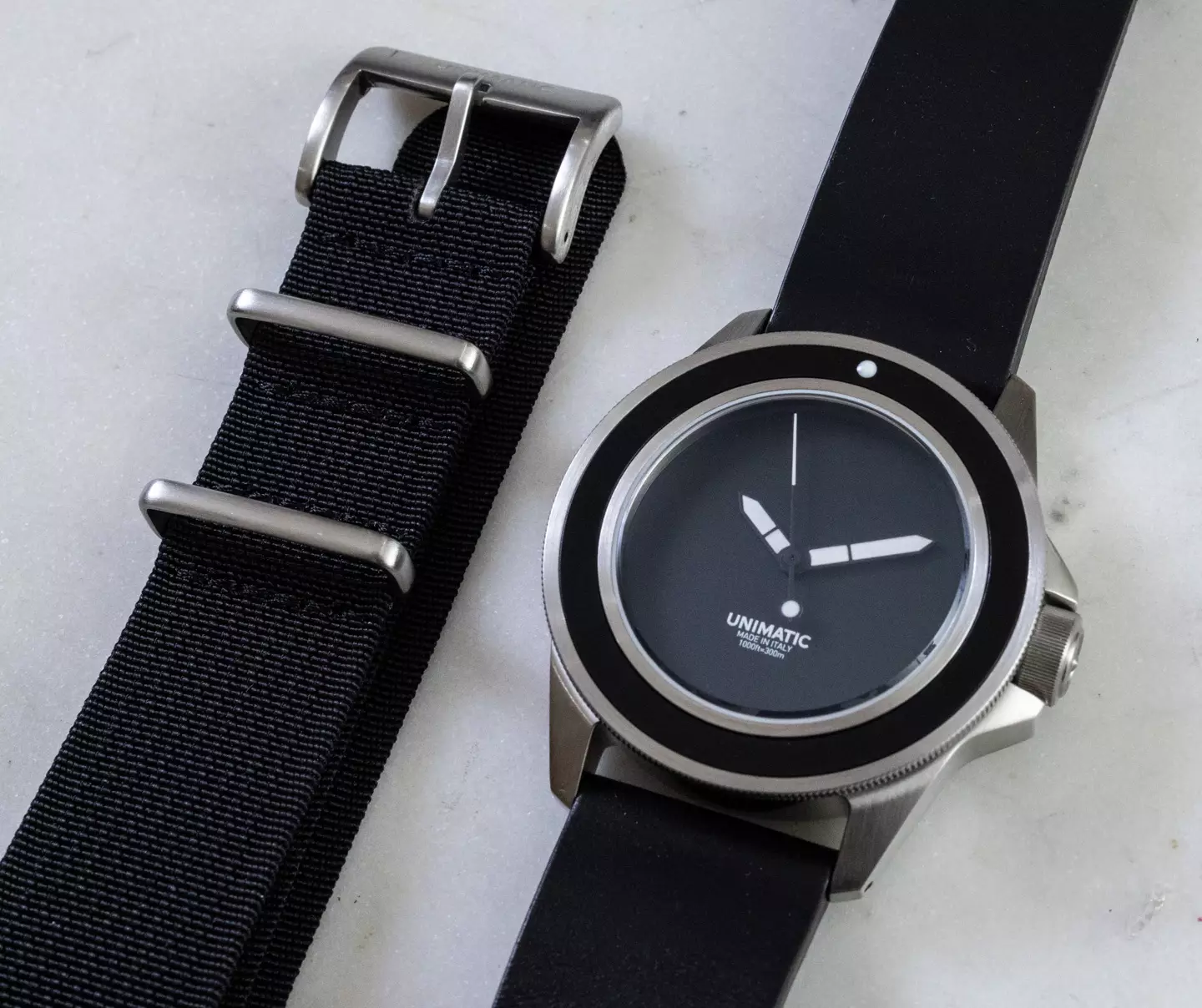 Hands-on: Unimatic Modello Uno U1S-M часовник 6867_2