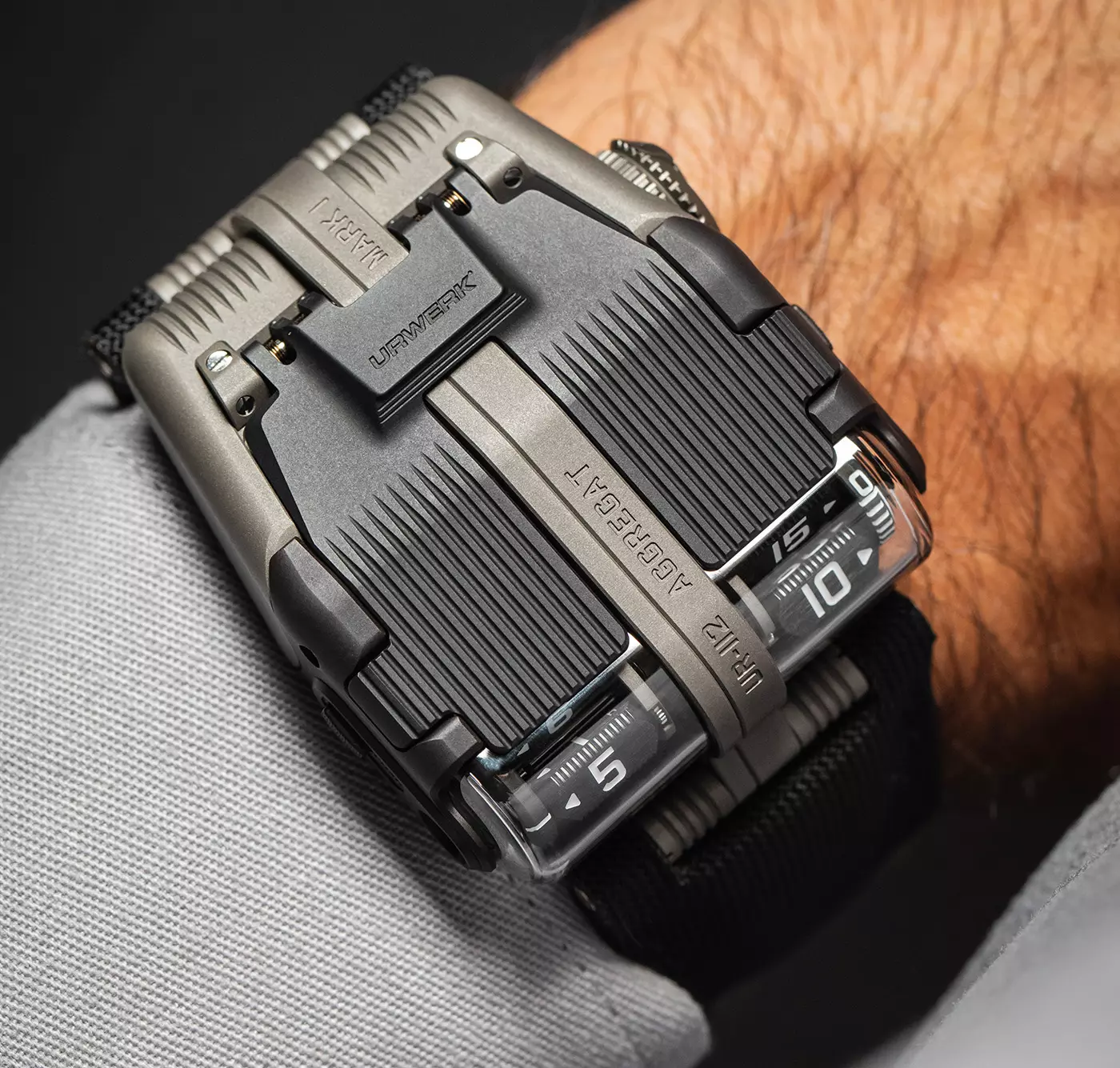 Urwerk Unveils Limited Edition UR-112 Aggregat Watch 6900_5