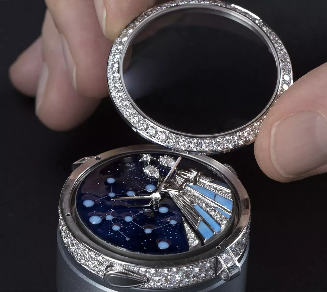 Ure Van Cleef & Arpels Lady Arpels & Midnight Zodiac Lumineux 6925_11