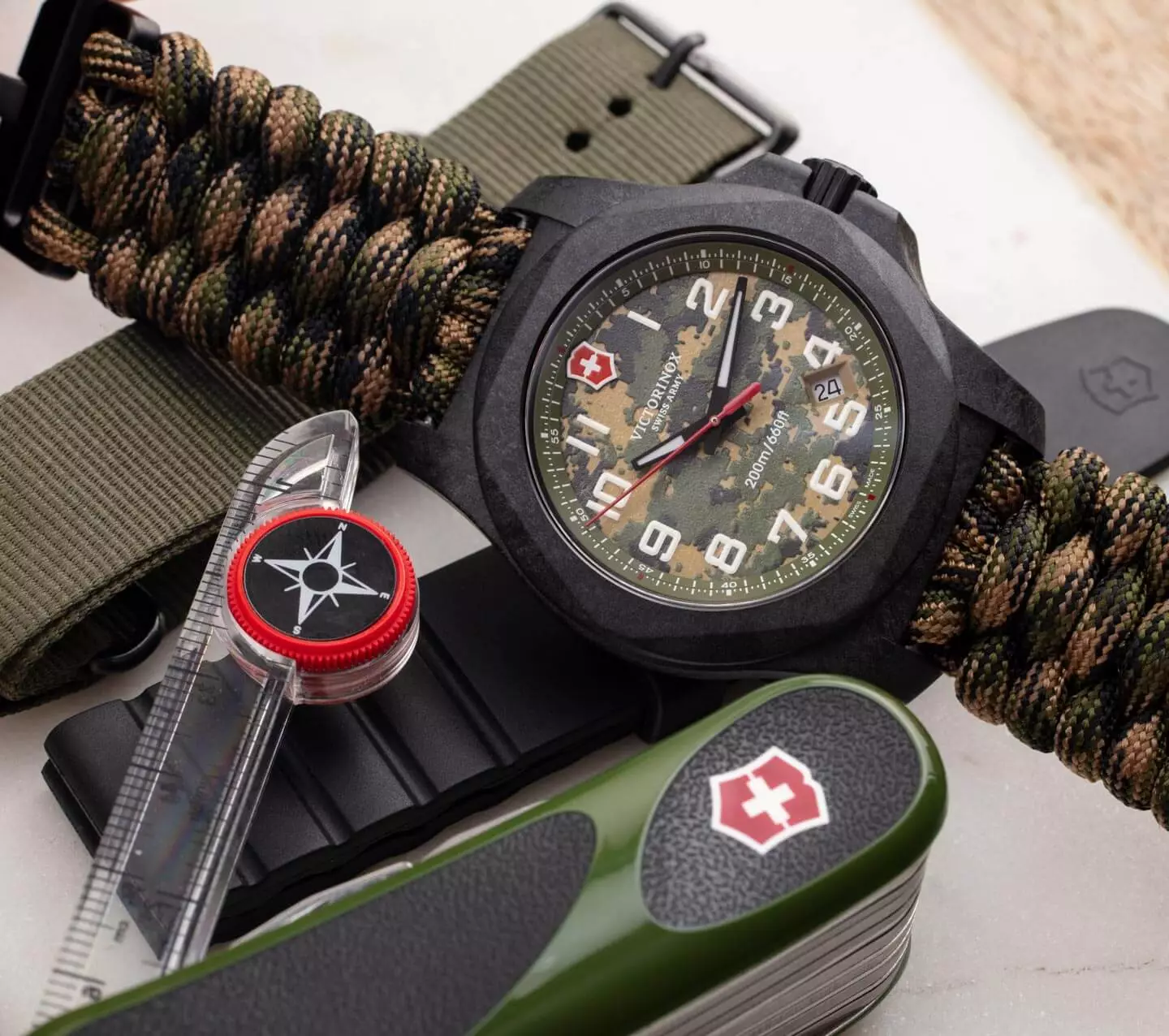 Практычны агляд: гадзіннік Victorinox Swiss Army INOX Carbon LE на 2020 год 6963_1