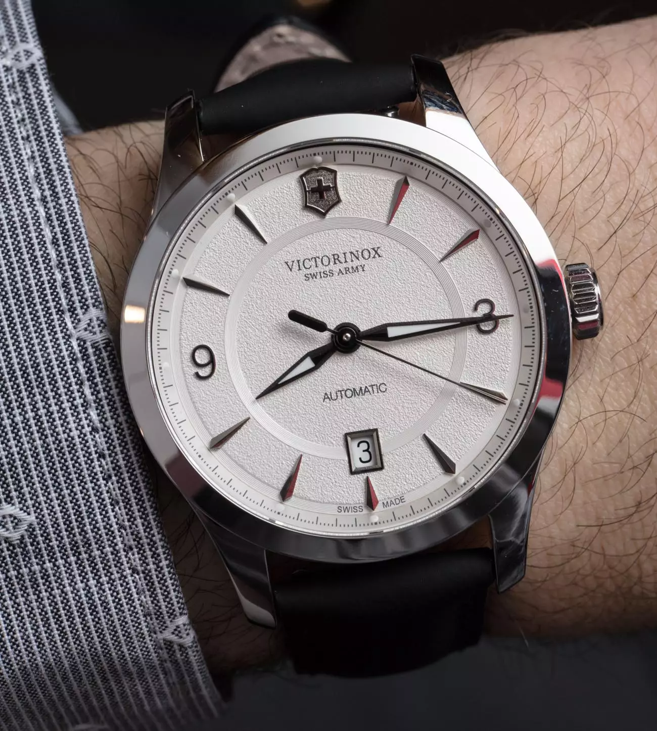 Victorinox Swiss Army Alliance Mechanical Watch Hands-On: Halaga at Estilo 6967_1