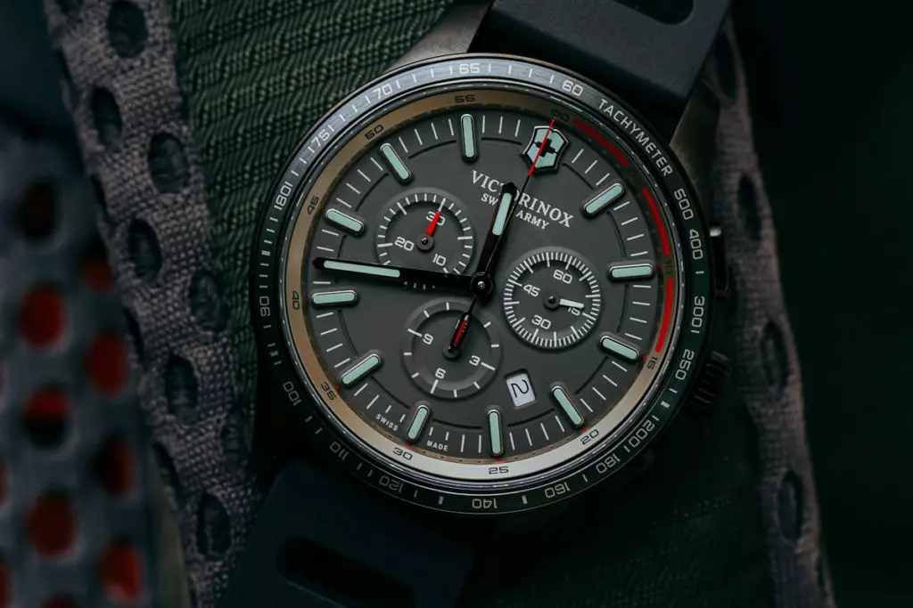 Tangkapan dail Victorinox Alliance Sport Chronograph