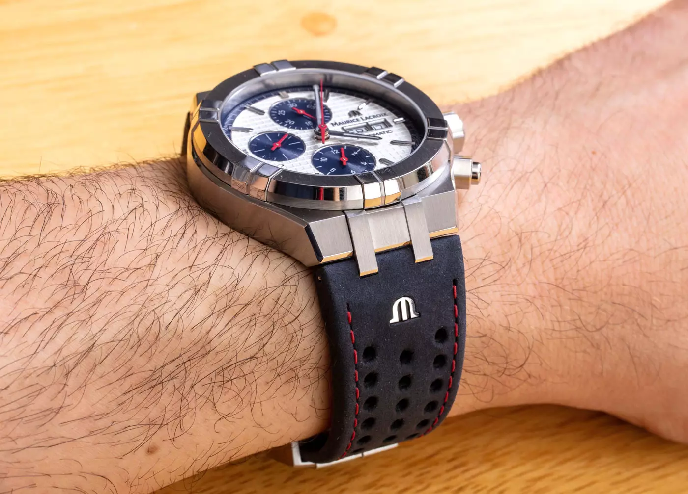 maurice lacroix aikon automatik chronograph USA edisi terhad