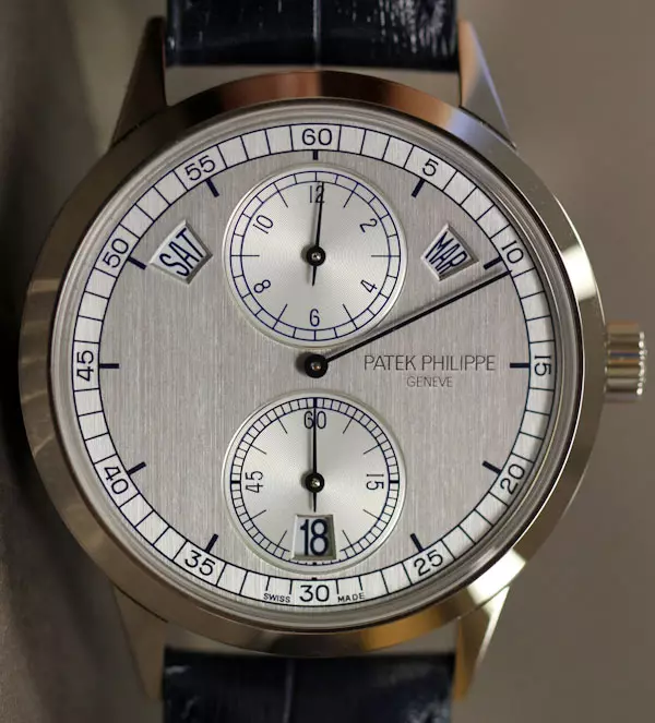 Praktické hodinky s regulátorem ročního kalendáře Patek Philippe 5235 73876_3