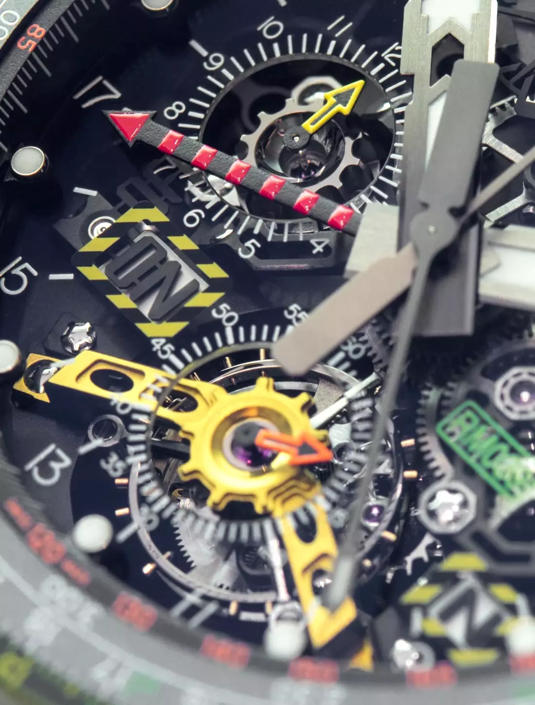 Ричард-Милл-RM-039-Turbillon-Aviation-E6-B-Flyback-Chronograph-aBlogtoWatch-18