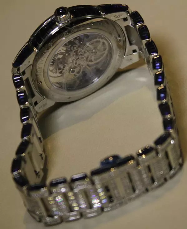 Miljoni dollari beebi: käekella Ulysse Nardin Royal Blue Tourbillon kellaga 76282_4