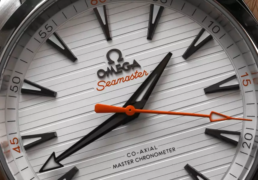 Omega Seamaster Aqua Terra 150M Co-Axial Master Chronometer Watch Adolygiad 7692_2