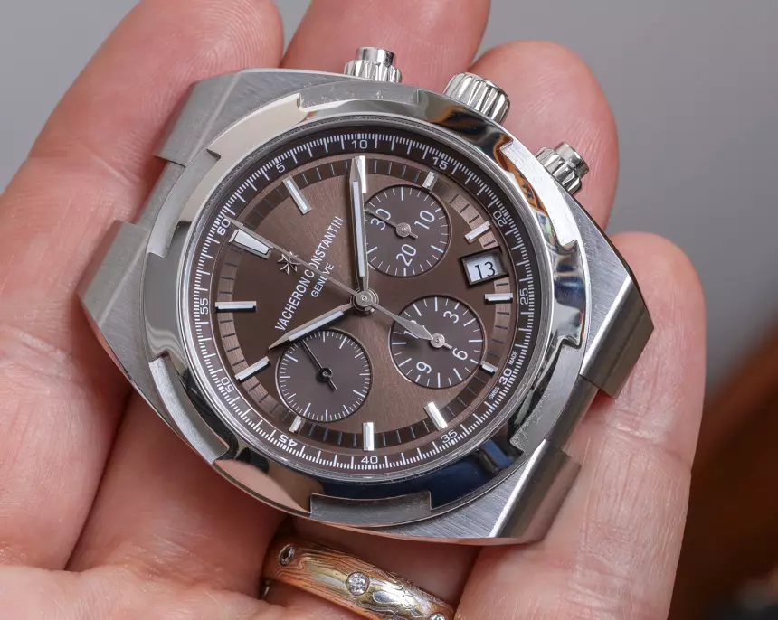 Vacheron Constantin Overseas Chronograph 5500V Watch Review | Side 3 af 3 77130_12