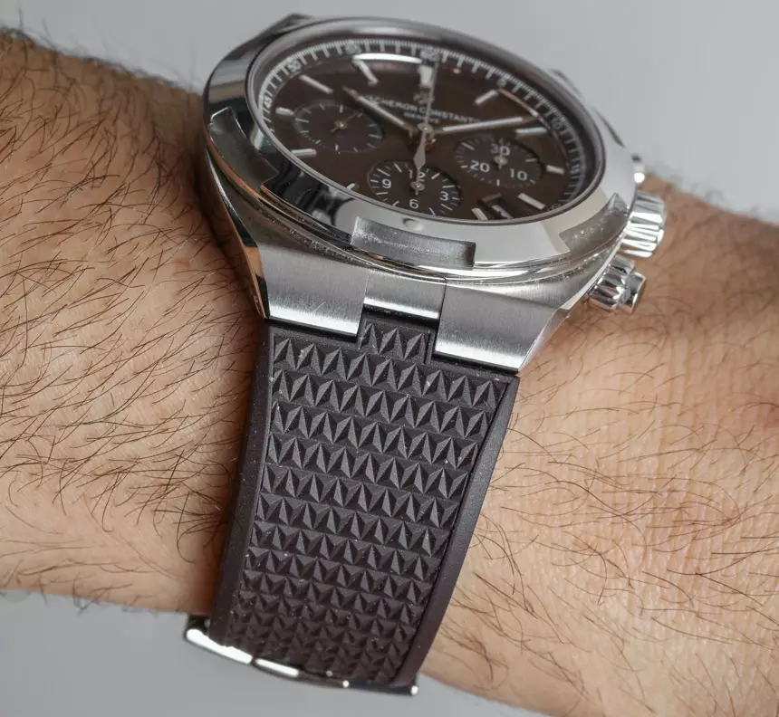 Vacheron Constantin Overseas Chronograph 5500V Watch Review | Peji 2 ye3 77132_5