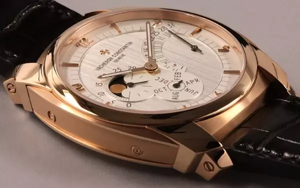 U-Vacheron Constantin Quai de l'Ile wenza i-Retrograde Ukubuka Kwekhalenda Lonyaka 77143_5