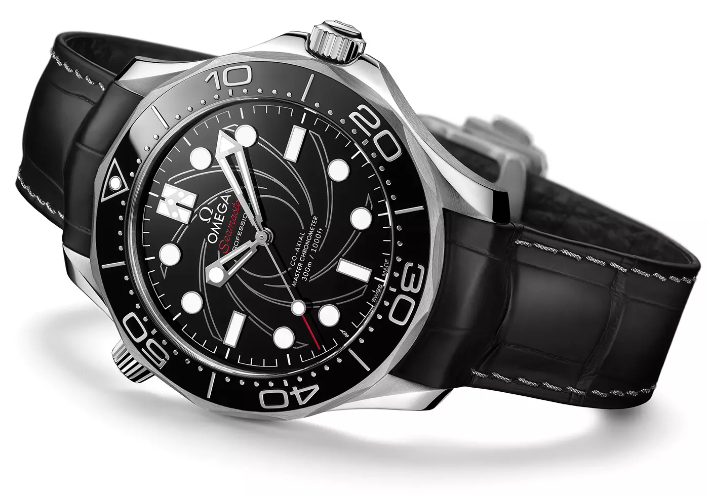 Omega přidává 007 inspirovanou platinově zlatou variantou do své řady Seamaster Diver 7731_5