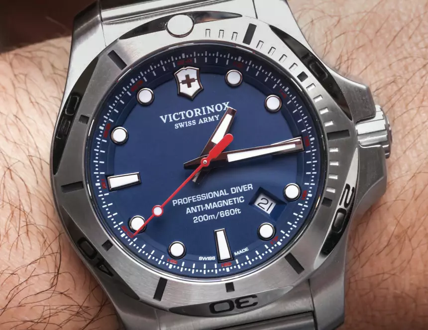 Revue de la montre de plongée professionnelle Victorinox Swiss Army INOX | Page 2 sur 2 77397_6