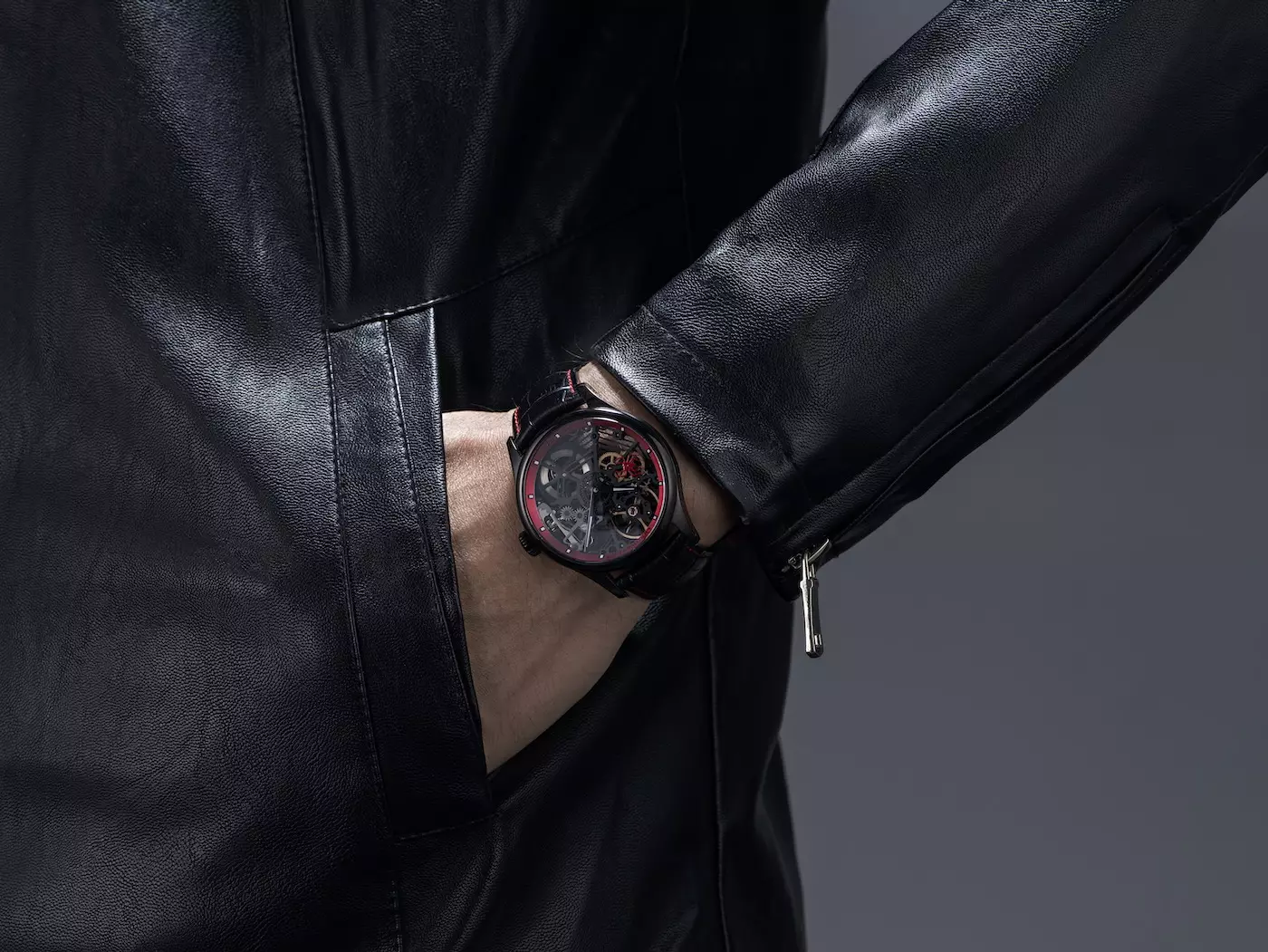 Aerowatch împletește un nou ceas cu schelet de păianjen 78498_4