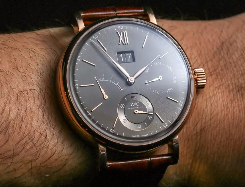 IWC Portofino Hand-Wound Day & Date Watch Hand-On | Sida 2 av 2