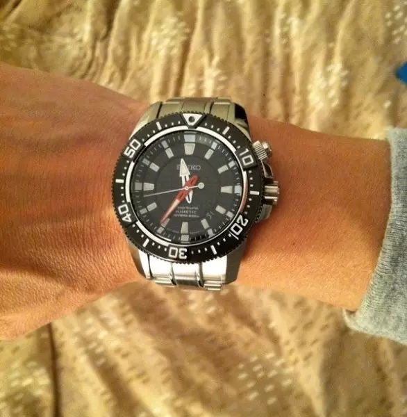 Seiko Sportura Kinetic Diver Watch Winner Follow-up 79504_1