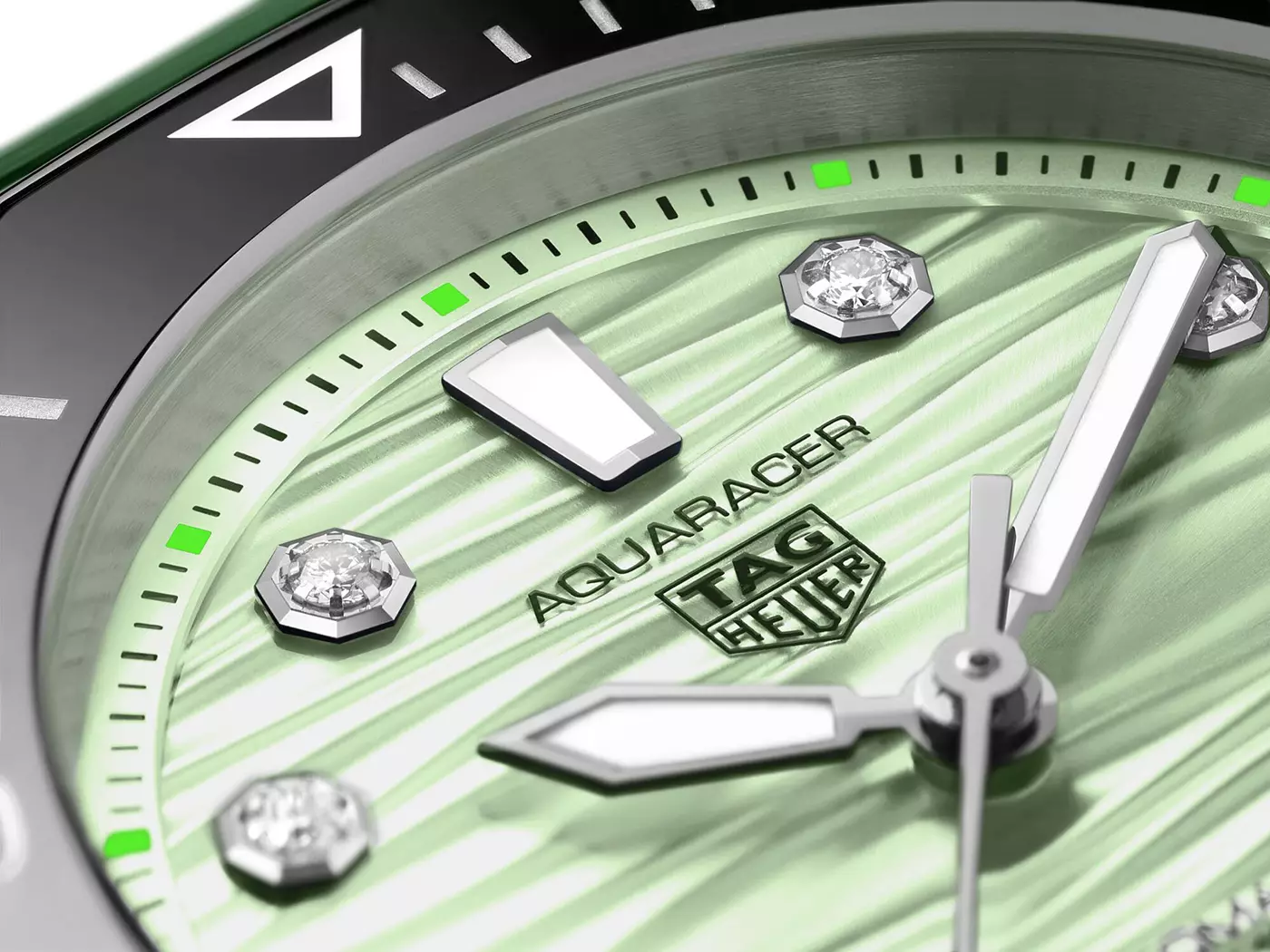 Uzņēmums TAG Heuer iepazīstina ar ierobežota izlaiduma pulksteni Aquaracer Professional 300 Naomi Osaka 7963_3