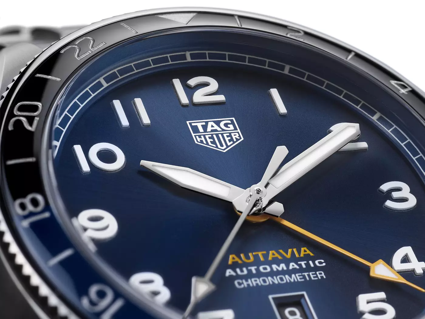 TAG Heuer חושפת שלושה שעונים חדשים ליום השנה ה-60 של Autavia 7964_3