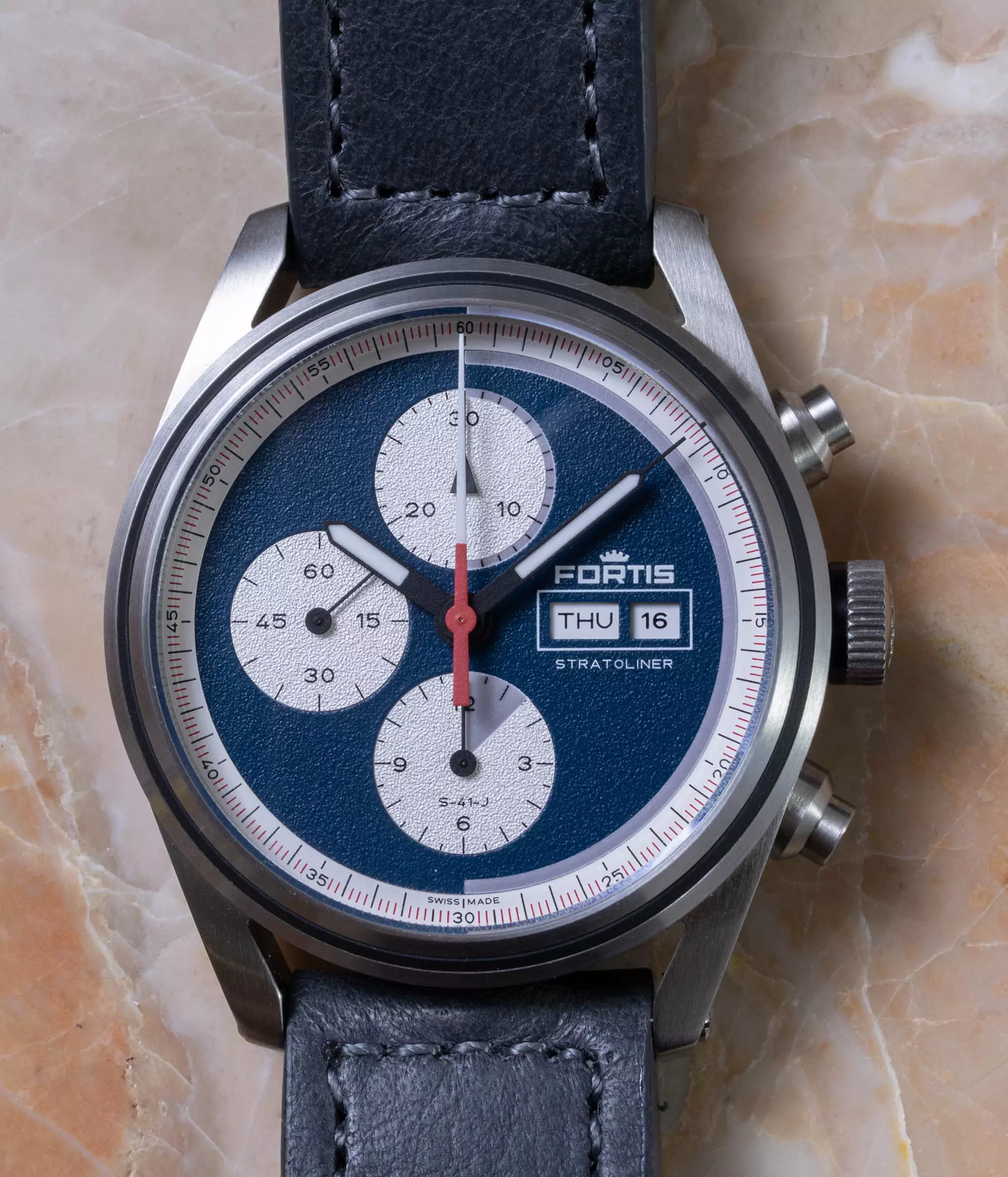 Watch Review: Fortis Stratoliner S-41 79_7