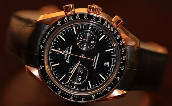 Огляд годинника Omega Speedmaster Co-Axial Chronograph 8391_1