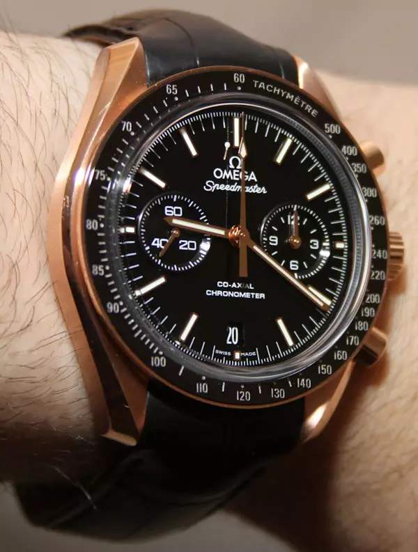 Огляд годинника Omega Speedmaster Co-Axial Chronograph 8391_11