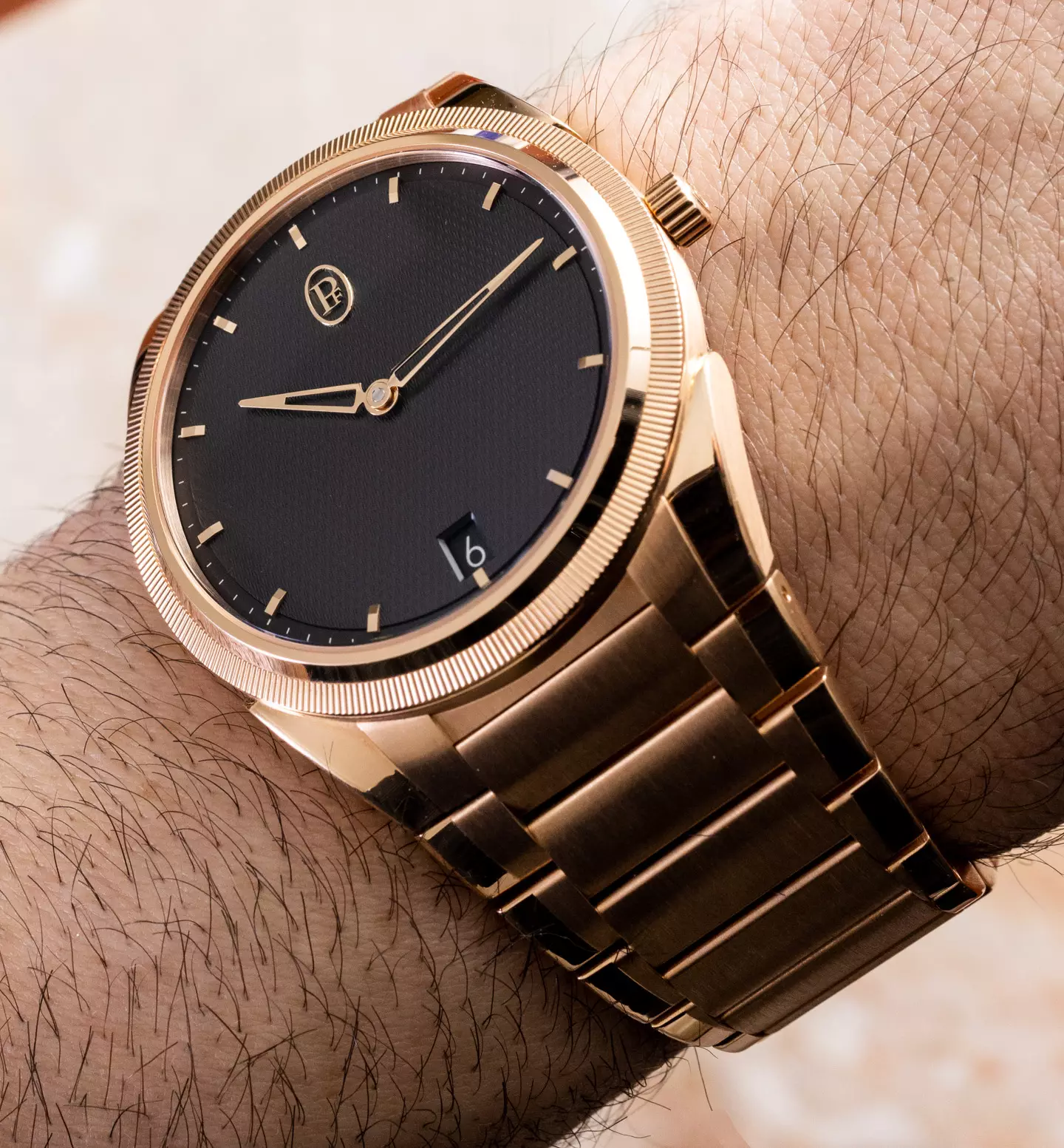 Praktické: Mikrorotorové hodinky Parmigiani Tonda PF ve zlaté barvě 86_1