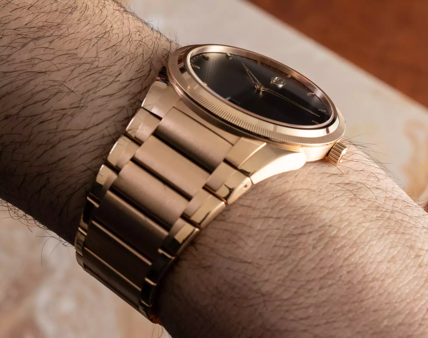 Zum Anfassen: Parmigiani Tonda PF Micro-Rotor-Uhr in Gold 86_10