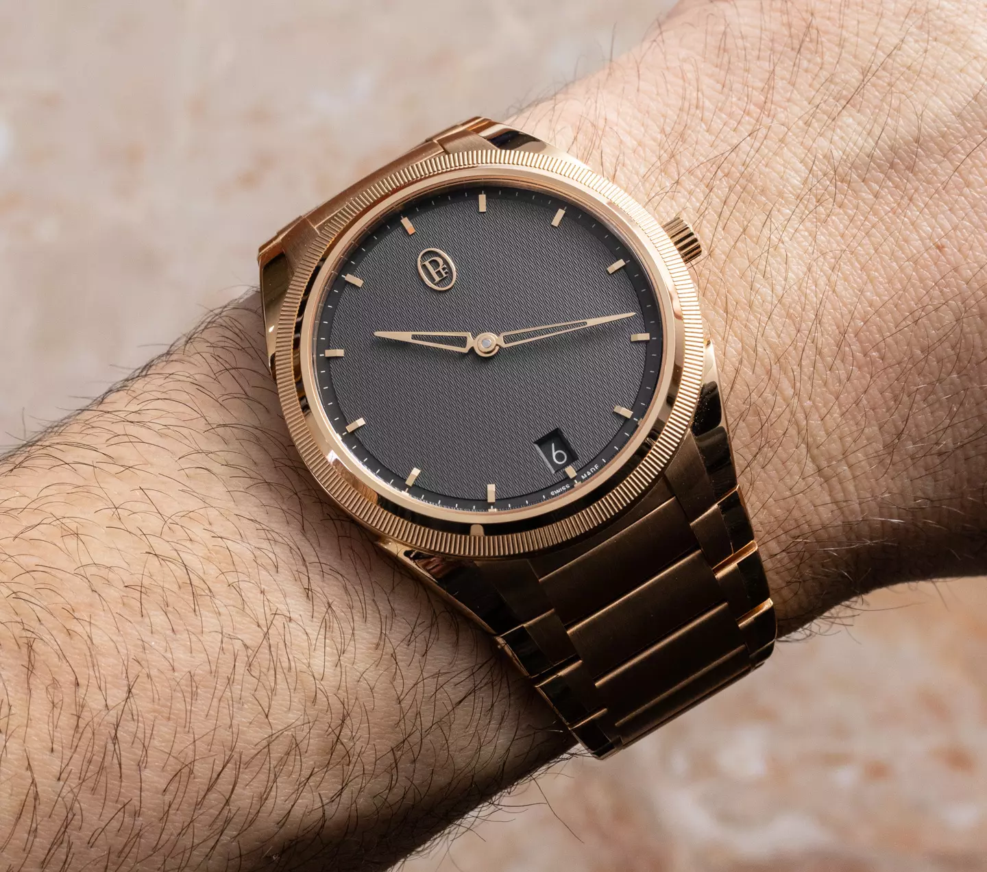 Zum Anfassen: Parmigiani Tonda PF Micro-Rotor-Uhr in Gold 86_11