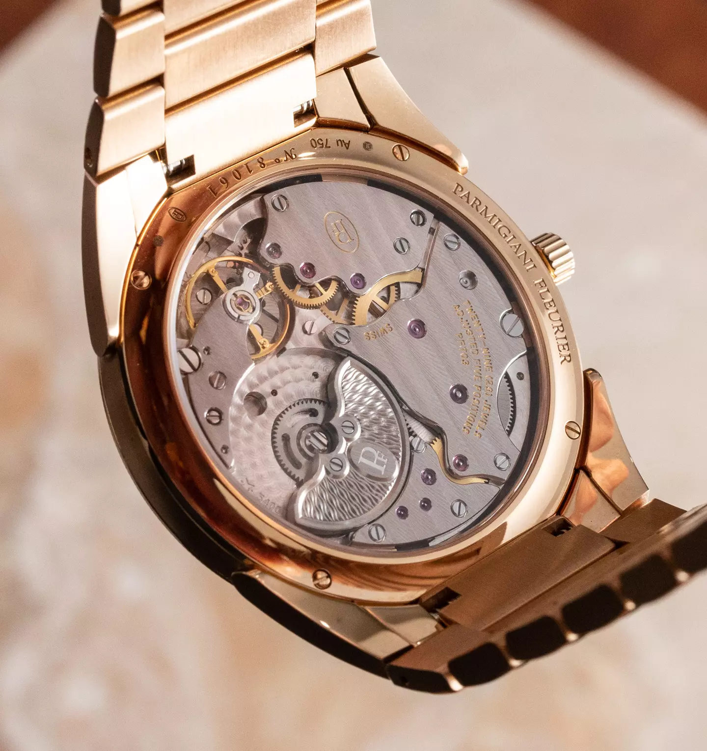 Praktické: Mikrorotorové hodinky Parmigiani Tonda PF ve zlaté barvě 86_9