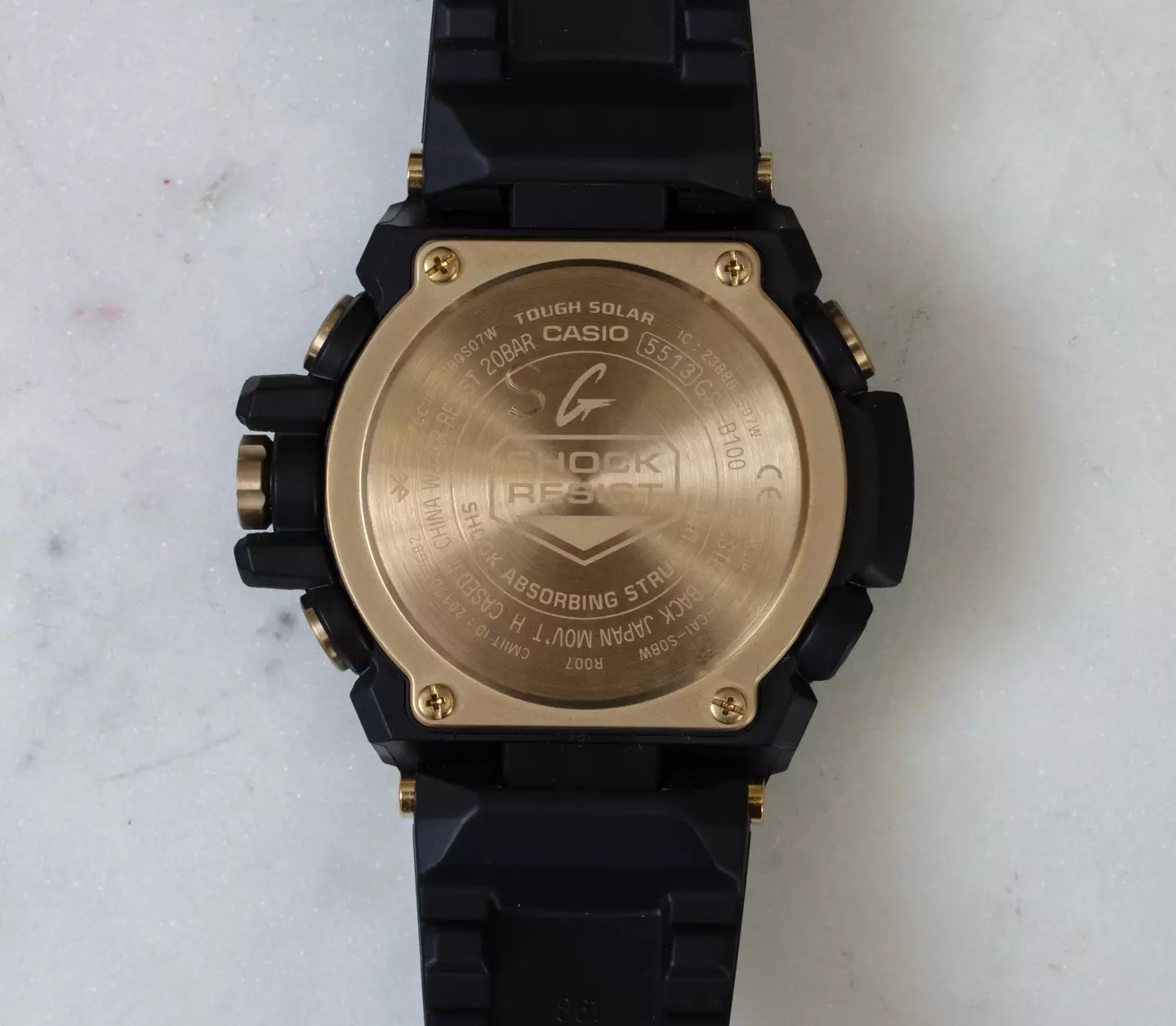 Zum Anfassen: Casio G-Shock G-Steel GSTB100GC-1A Black & Gold Uhr 8780_3