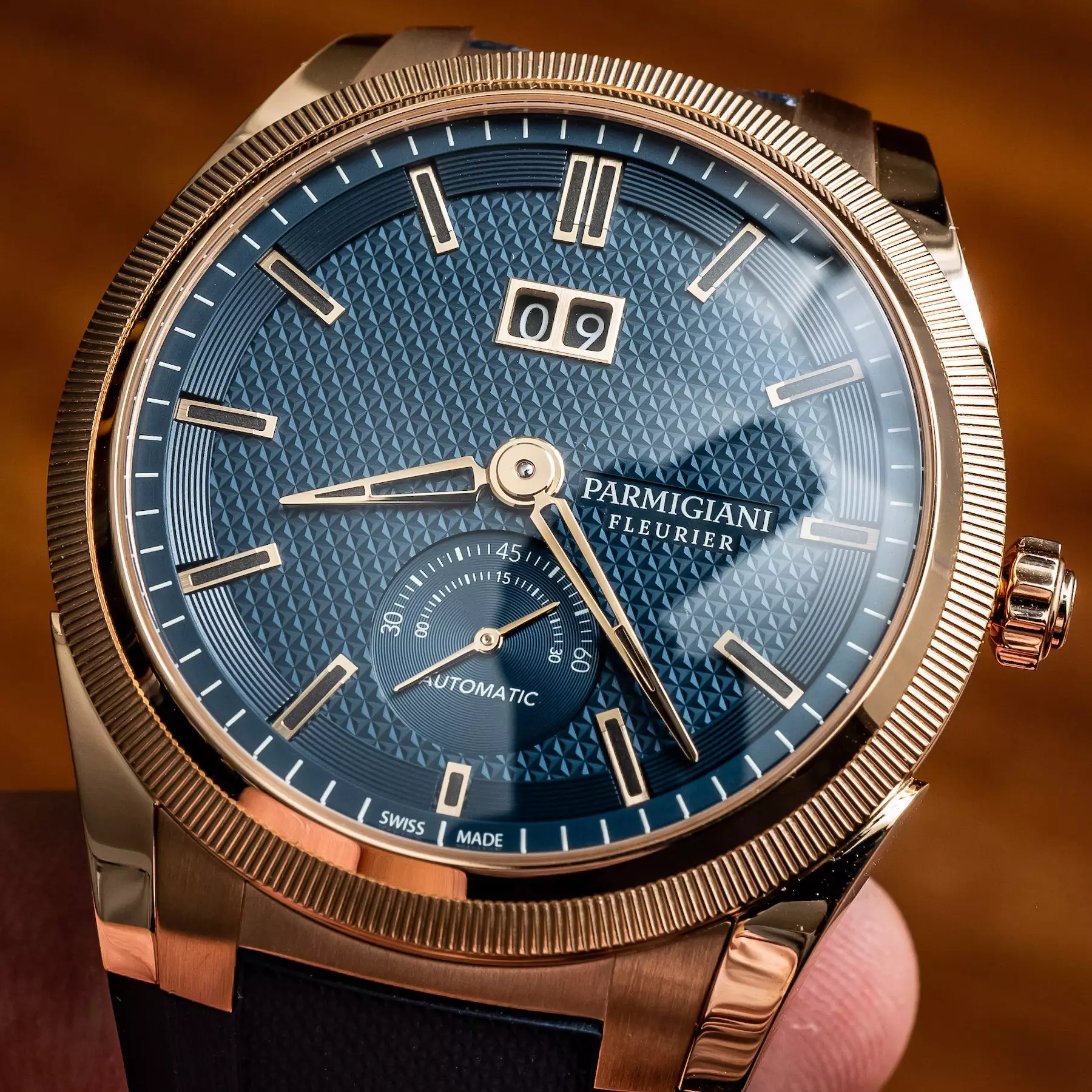 Praktinis debiutas: „Parmigiani Tonda GT“ plieninis laikrodis su integruota apyranke 8928_5