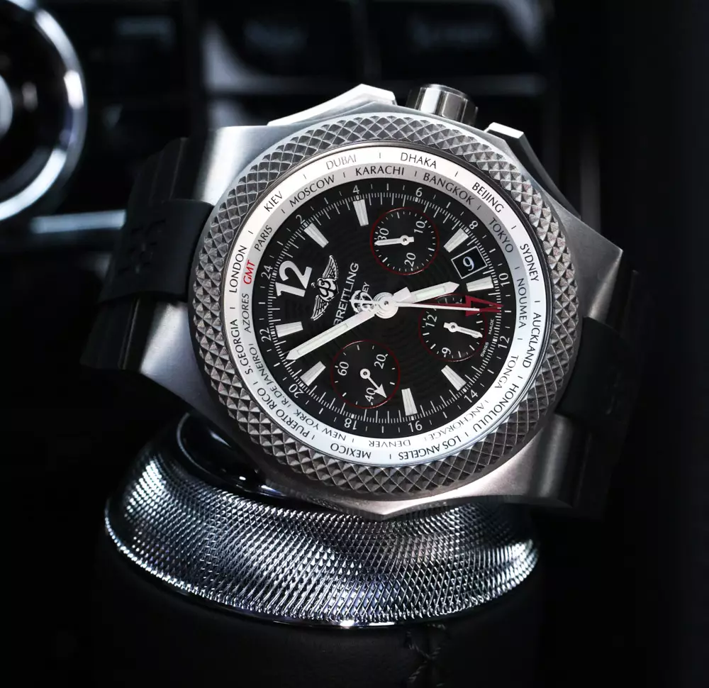 Recenzja samochodu i zegarka: Bentley Mulsanne Speed, Breitling dla Bentley GMT Light Body B04 S | Strona 2 z 3