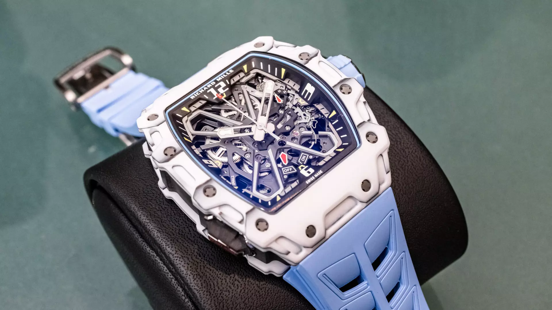 Практический обзор: часы Richard Mille RM 35-03 Rafael Nadal с новой системой автоматического завода 91_9
