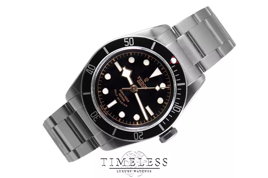 tudor-black-bay-black-clockwise-1