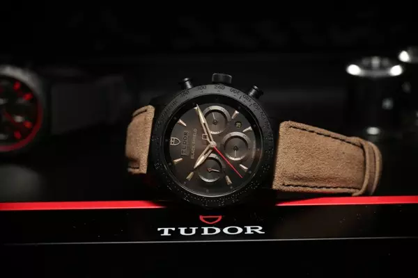 Tudor-Fastrider-Black Shield-11