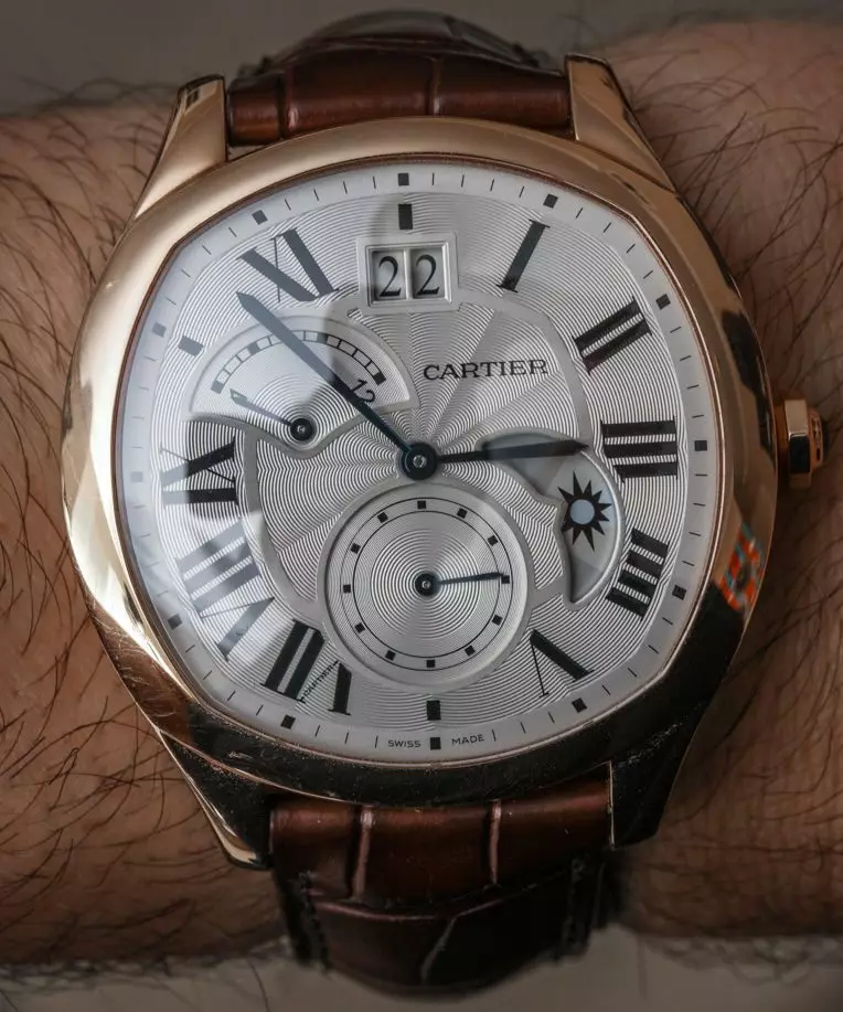 Cartier-Drive-Small-Complication-Złoty-aBlogtoWatch-34