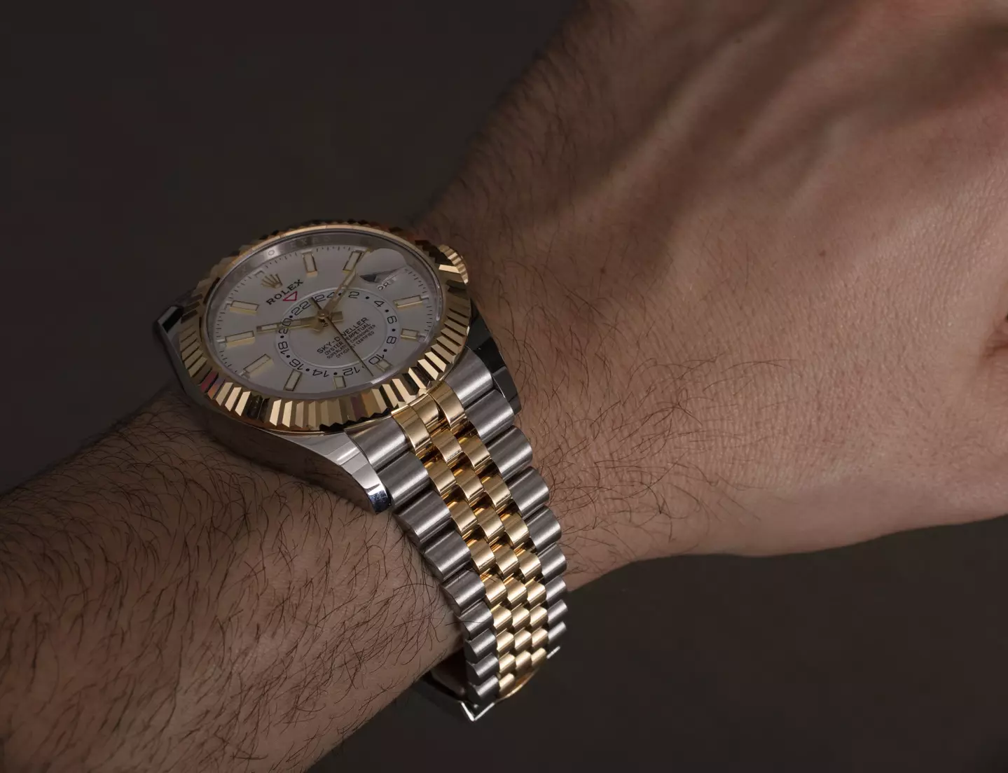 Praktično: ure Rolex Sky-Dweller na jubilejni zapestnici 93_5