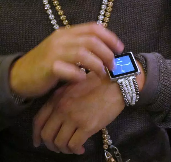 Το iPod Nano σβήνει - Αποδεικνύει ότι τα ρολόγια δεν έσβησαν ποτέ 9496_1