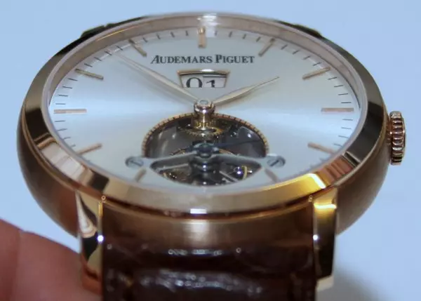 Ora e datës Audemars Piguet Jules Audemars Tourbillon Grande është Tourbillon më e mirë e SIHH 2011 9531_4