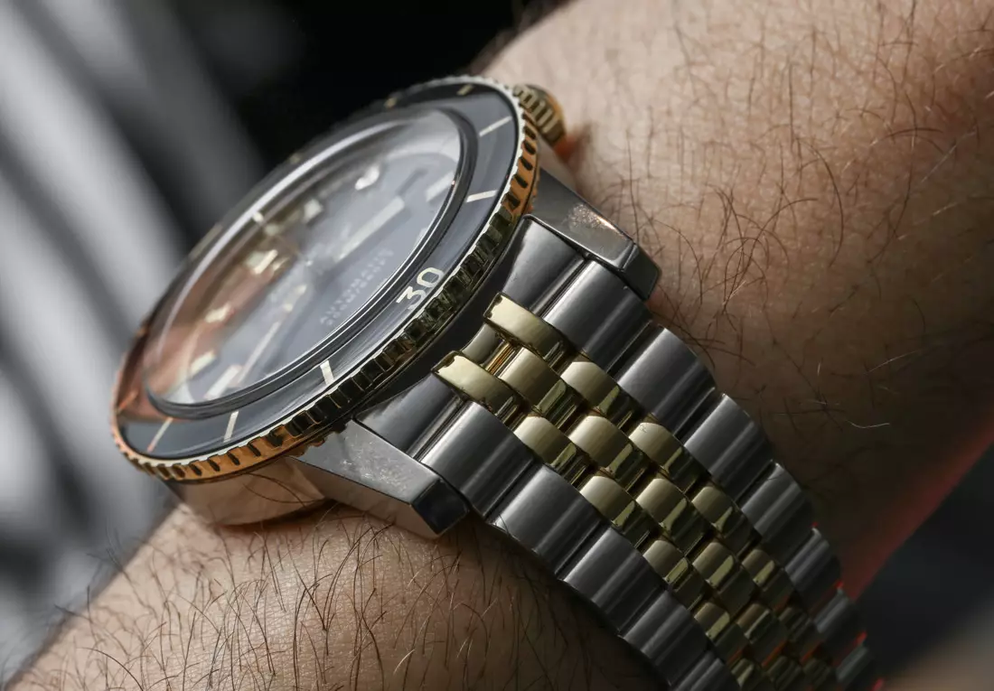 Zodiac Super Sea Wolf Kompressioun Two-Tone ZO9271 Watch Hands-On 9758_3