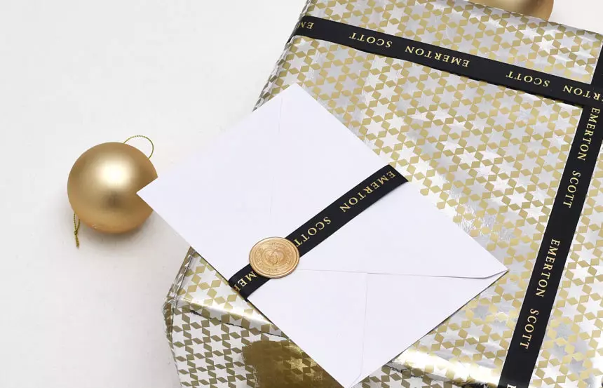 wax-sealed-envelope-gift
